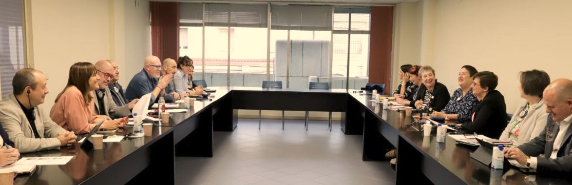 Delegaciones de UGT y CCOO mantienen un encuentro con representantes ...